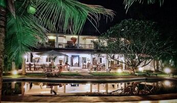 Fachada da propriedade