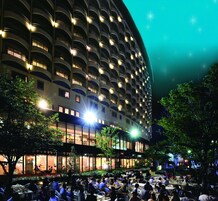 3 restaurantes, pequenos-almoços servidos, cozinha japonesa 