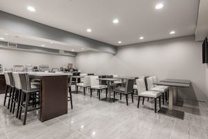 Pequeno-almoço continental diário incluído 