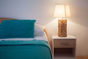 Quarto Cidade, 1 quarto, casa de banho privativa | 3 quartos, lençóis de algodão egípcio, roupa de alta qualidade 