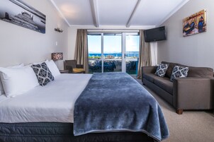 Ferro/tábua de engomar, Wi-fi grátis, roupa de cama fornecida 