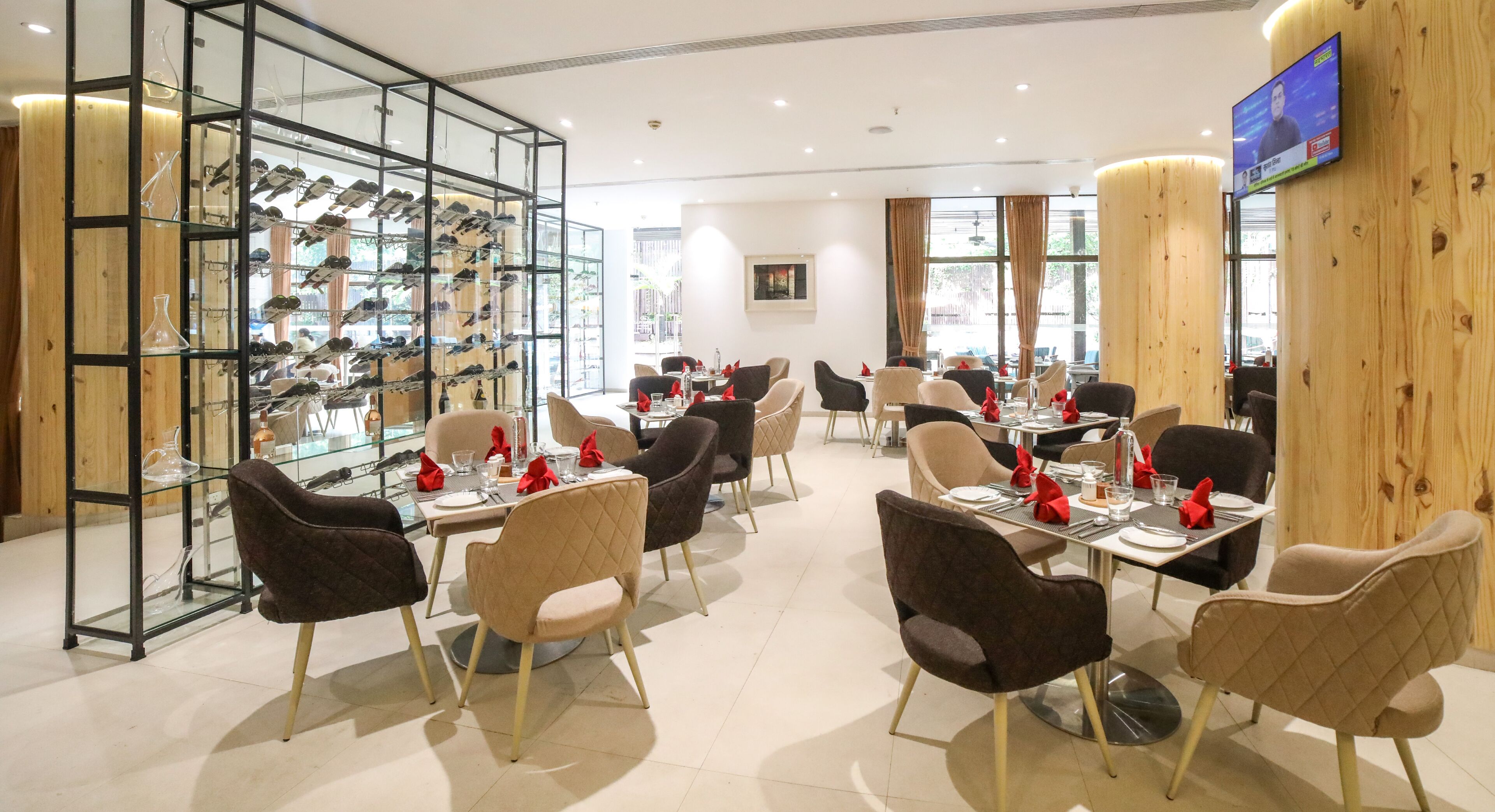 3 restaurantes: opção de café da manhã, almoço e jantar
