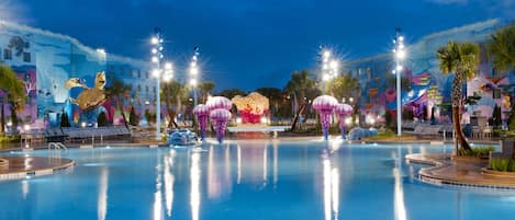 3 piscinas externas