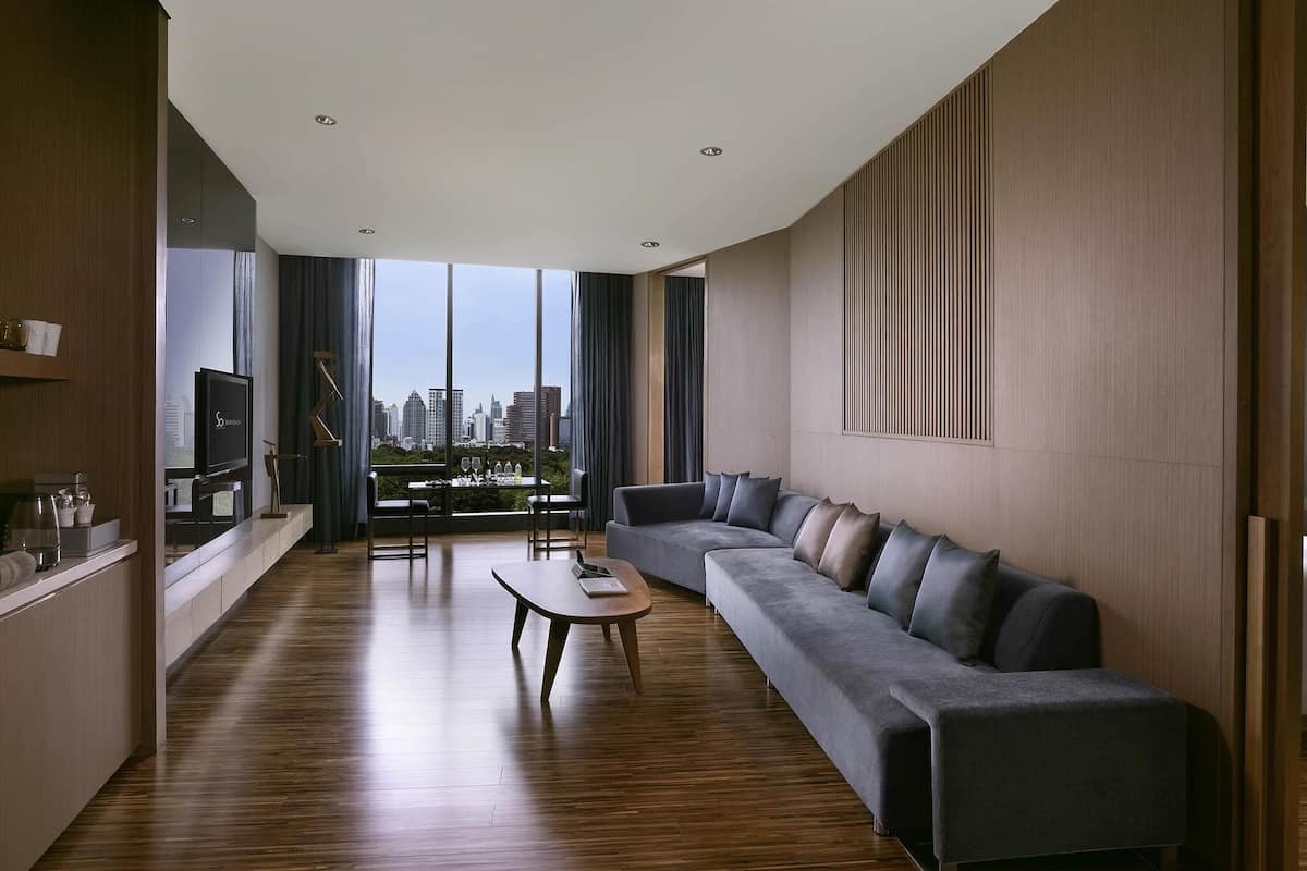 Loft com design assinado, 1 cama King, acesso ao Club Lounge, vista para a cidade (So Lofty) | Roupas de cama premium, frigobar (abastecido com itens grátis)