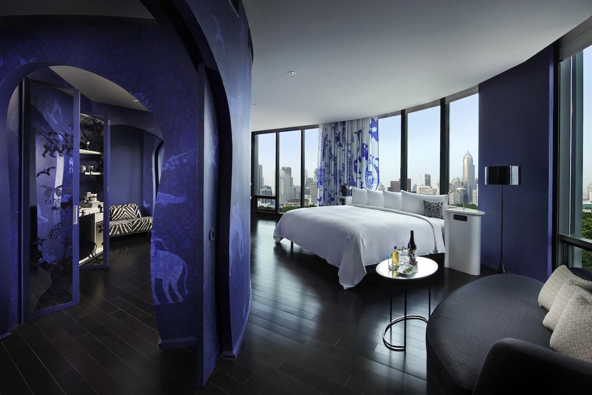 Suíte com design assinado, 1 cama King, acesso ao Club Lounge, vista para a cidade (So Suite) | Roupas de cama premium, frigobar (abastecido com itens grátis)