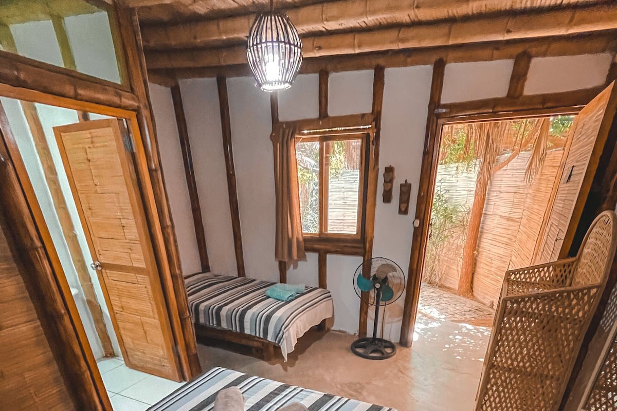 Individualmente decorados, Wi-Fi de cortesia, roupa de cama