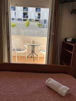 Apartamento Standard, 1 cama de casal | Vista do quarto
