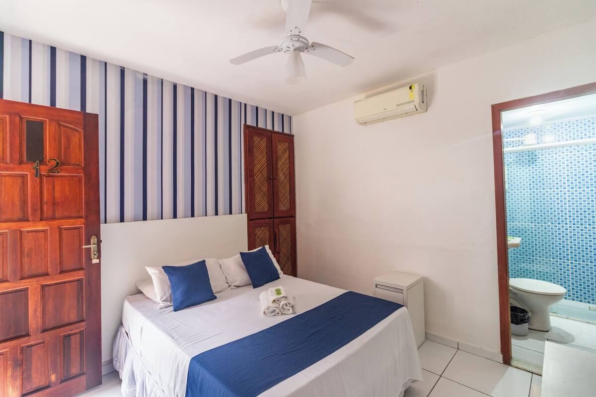 Quarto Duplo Económico, 1 cama de casal | 1 quarto, minibar, Wi-fi grátis, roupa de cama fornecida 