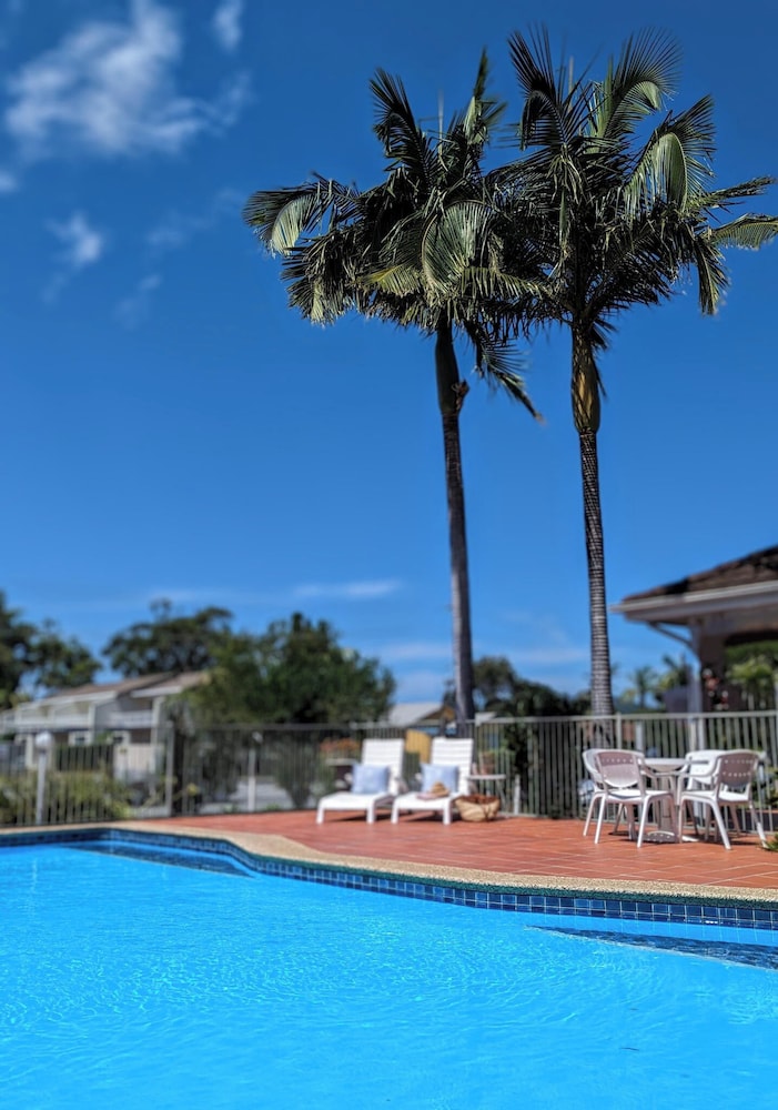 Island Palms Motor Inn - Forster