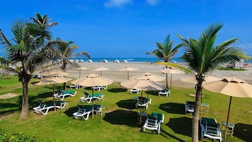 Na praia