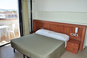 Quarto Duplo ou Twin Superior | Cofre no quarto, berços/camas para crianças, Wi-fi grátis 