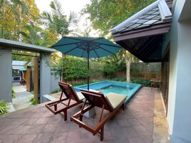 2 Bedrooms Pool Villa | Roupa hipoalergénica, secretária, Wi-fi grátis, roupa de cama fornecida 