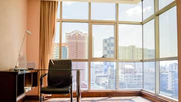 Suíte (Ramada) | Frigobar, cofres nos quartos, escrivaninha