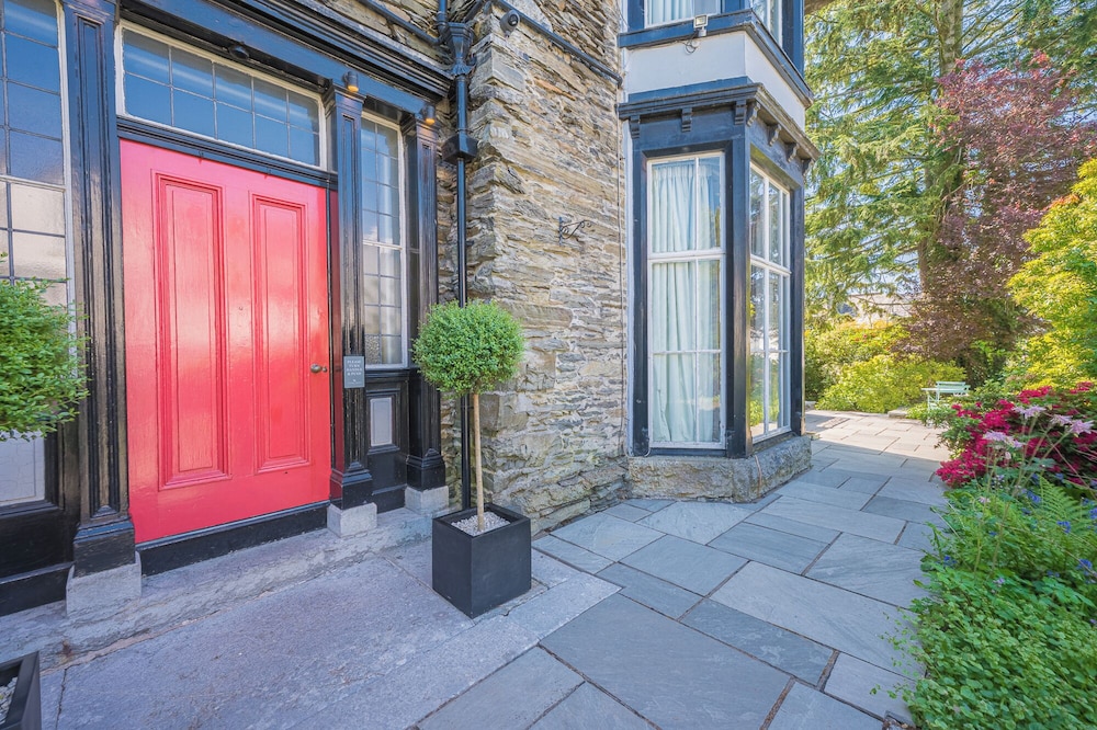 Latimer House - Bowness-on-Windermere