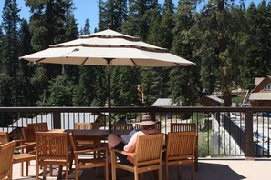 Montecito Sequoia Lodge Reviews, Deals & Photos 2024 - Expedia