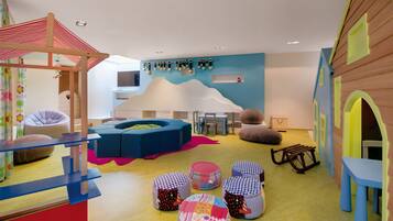 Área de recreio para crianças (coberta)