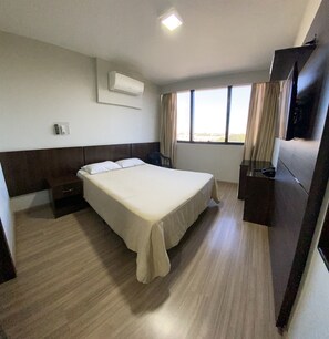 Quarto Duplo de Luxo | Minibar, secretária, quartos insonorizados, Wi-fi grátis 