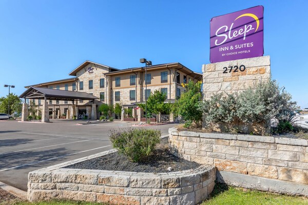 Sleep Inn & Suites Dripping Springs - Austin Area - Driftwood, TX