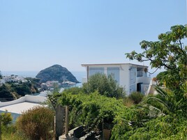 Quarto casal, suíte (Camera Basic) | Vista da propriedade