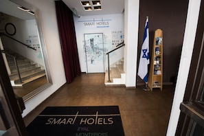 Entrada (vista interior)