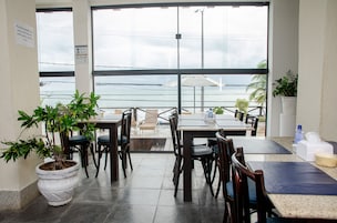 Pequeno-almoço tipo buffet diário incluído 