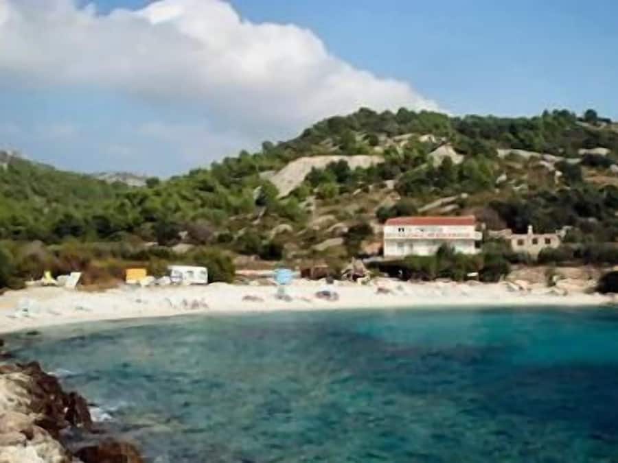 Vista para praia/oceano