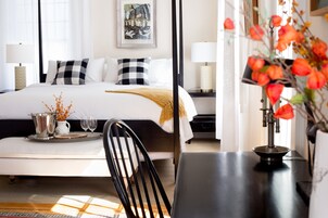 Quarto Superior | Wi-fi grátis, roupa de cama fornecida 