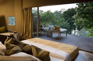 Suite de Luxo, 1 cama king-size | Vista do quarto