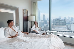 Quarto standard, 1 cama King | Vista para a cidade