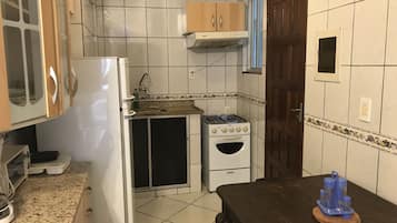 Apartment - 2 Rooms - Partial Ocean View | Kitchenette privada