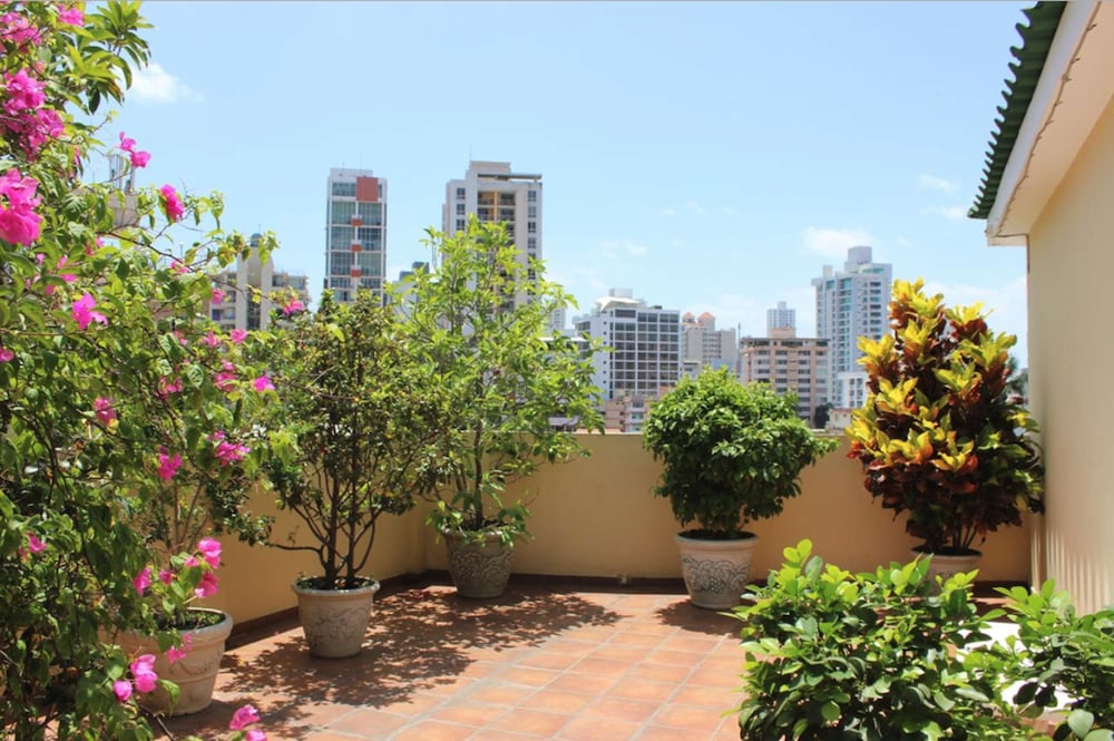 Toscana Inn - Panama City