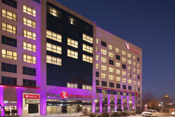 Ramada By Wyndham Pitesti - Pitești