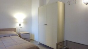 Quarto Duplo Comfort, casa de banho privativa | Camas de colchão Select Comfort, com decoração personalizada 