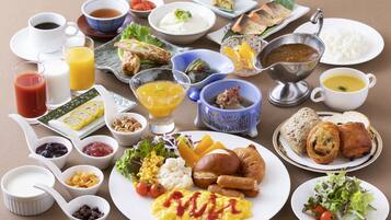 Pequeno-almoço tipo buffet diário (1980 JPY por pessoa)