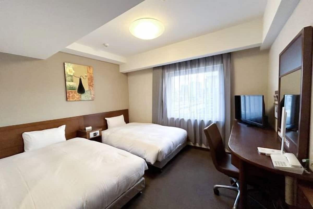 Escrivaninha, Wi-Fi de cortesia, roupa de cama