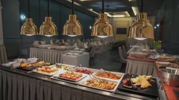 Pequeno-almoço tipo buffet diário incluído