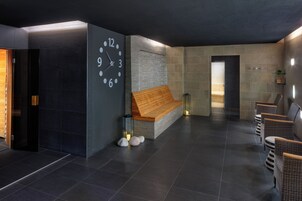 Sala(s) para tratamentos a casais, sauna, banho turco 