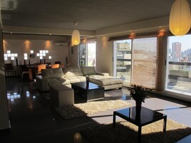 TV LCD 42 polegadas com canais a cabo, TV