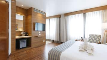 Suite Executiva, 2 quartos, Vista para a cidade | Vista do quarto