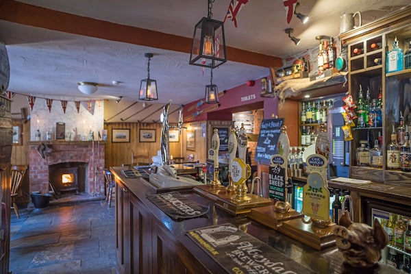 The Peak Hotel - Castleton