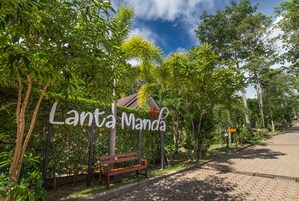 Entrada do alojamento