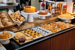 Pequeno-almoço inspirado na cozinha local diário incluído 