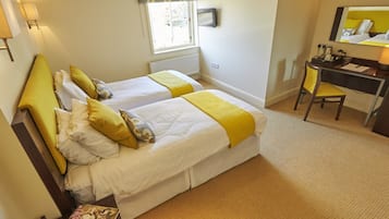 Quarto Twin, casa de banho anexa