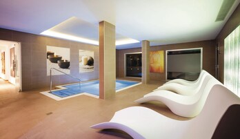 Banheira de hidromassagem, banho turco 