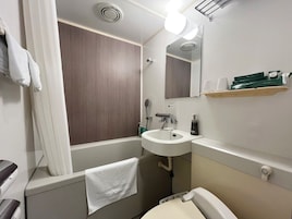 Secretária, Wi-fi grátis, roupa de cama fornecida 