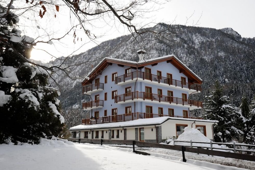 Hotel Laghetto - Saint-Vincent
