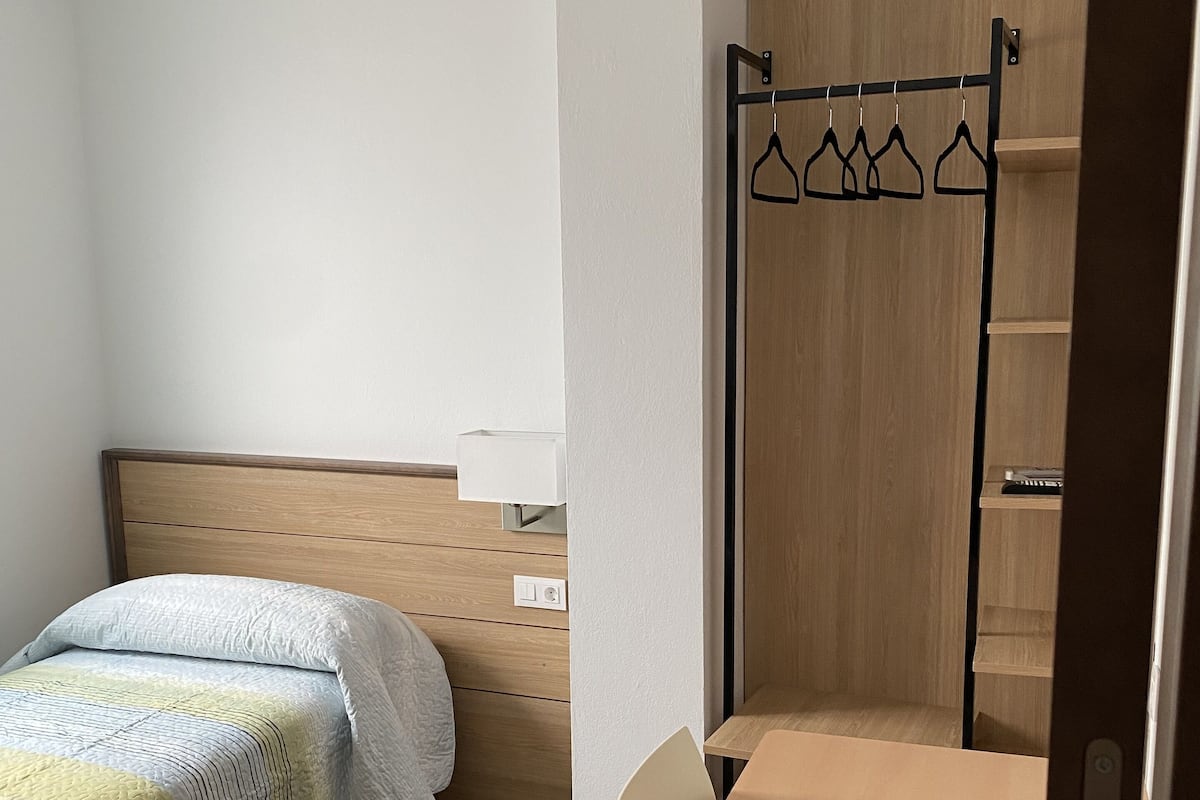 Camas de colchão Select Comfort, secretária, quartos insonorizados 