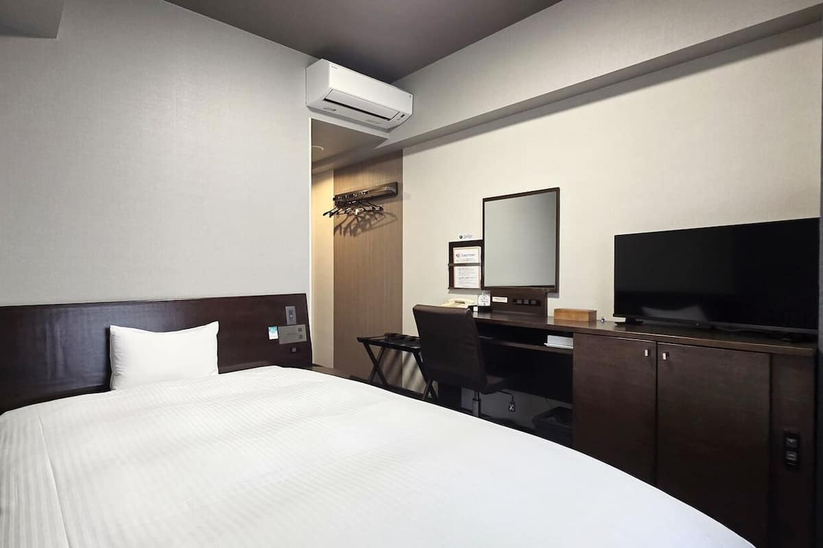 Wi-fi grátis, roupa de cama fornecida 
