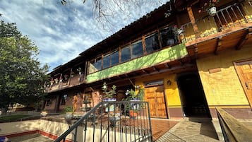 Fachada da propriedade
