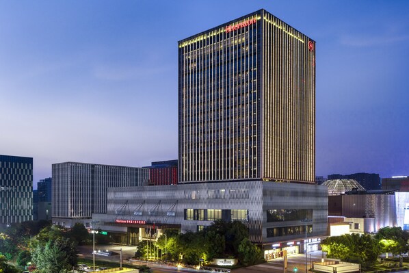 Book Sheraton Changzhou Xinbei Hotel in Changzhou | Hotels.com